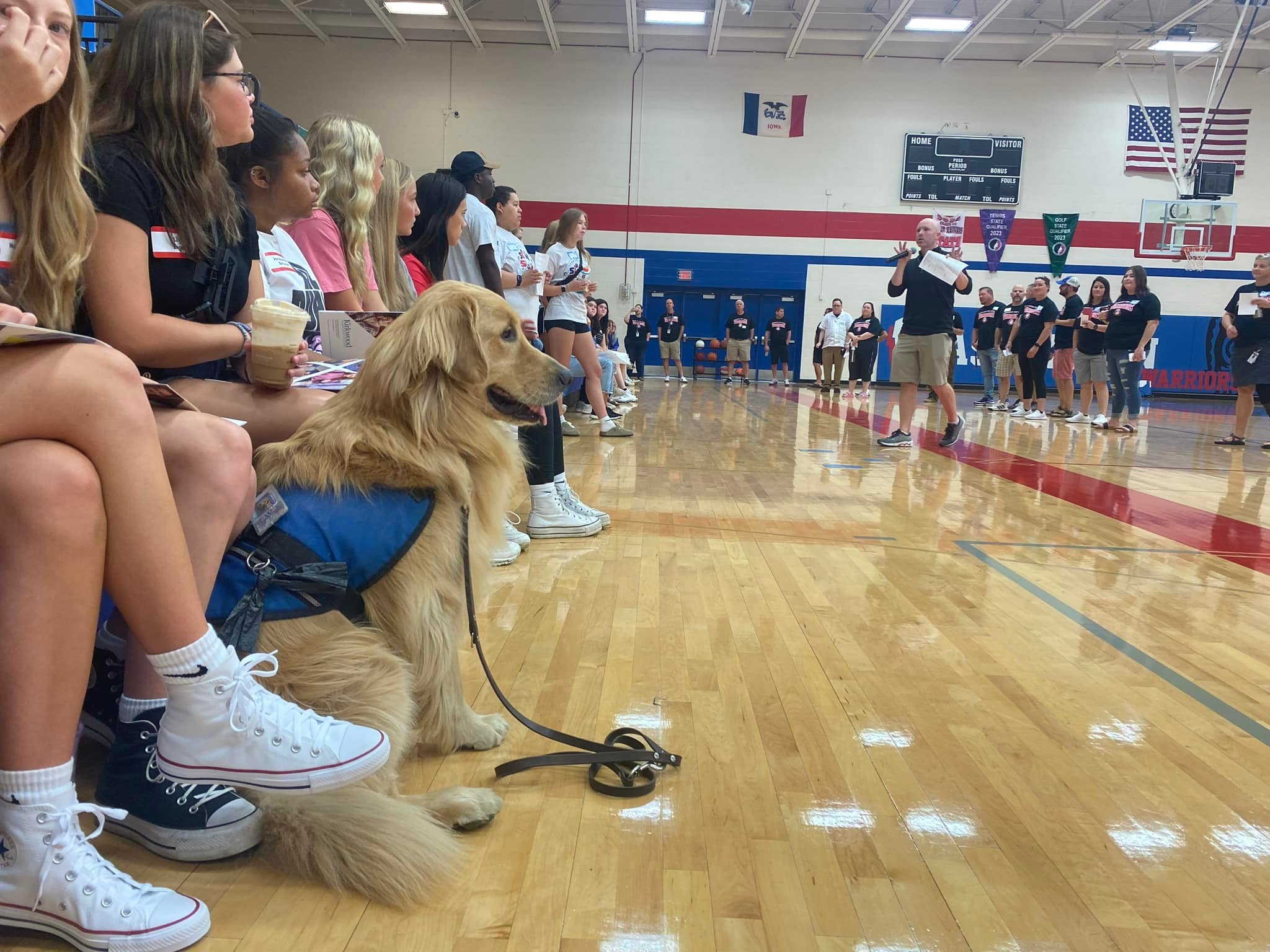 Professional Therapy Dog Training | Cedar Rapids Community Schools ...